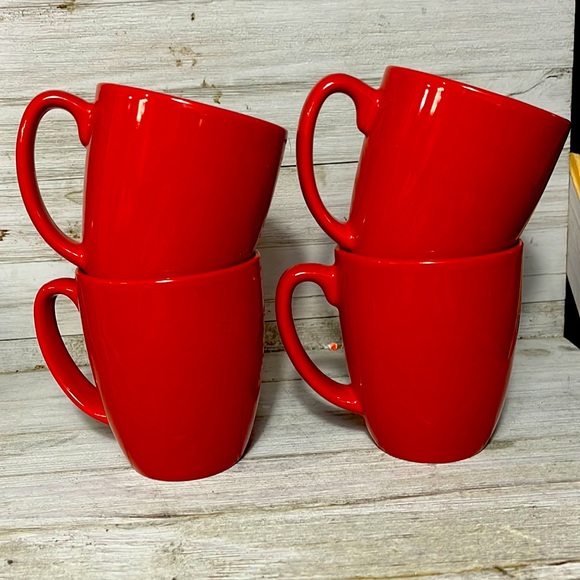 Corelle | Dining | 4 Bright Red Mugs Vintage Farmhouse Decor Shabby ...